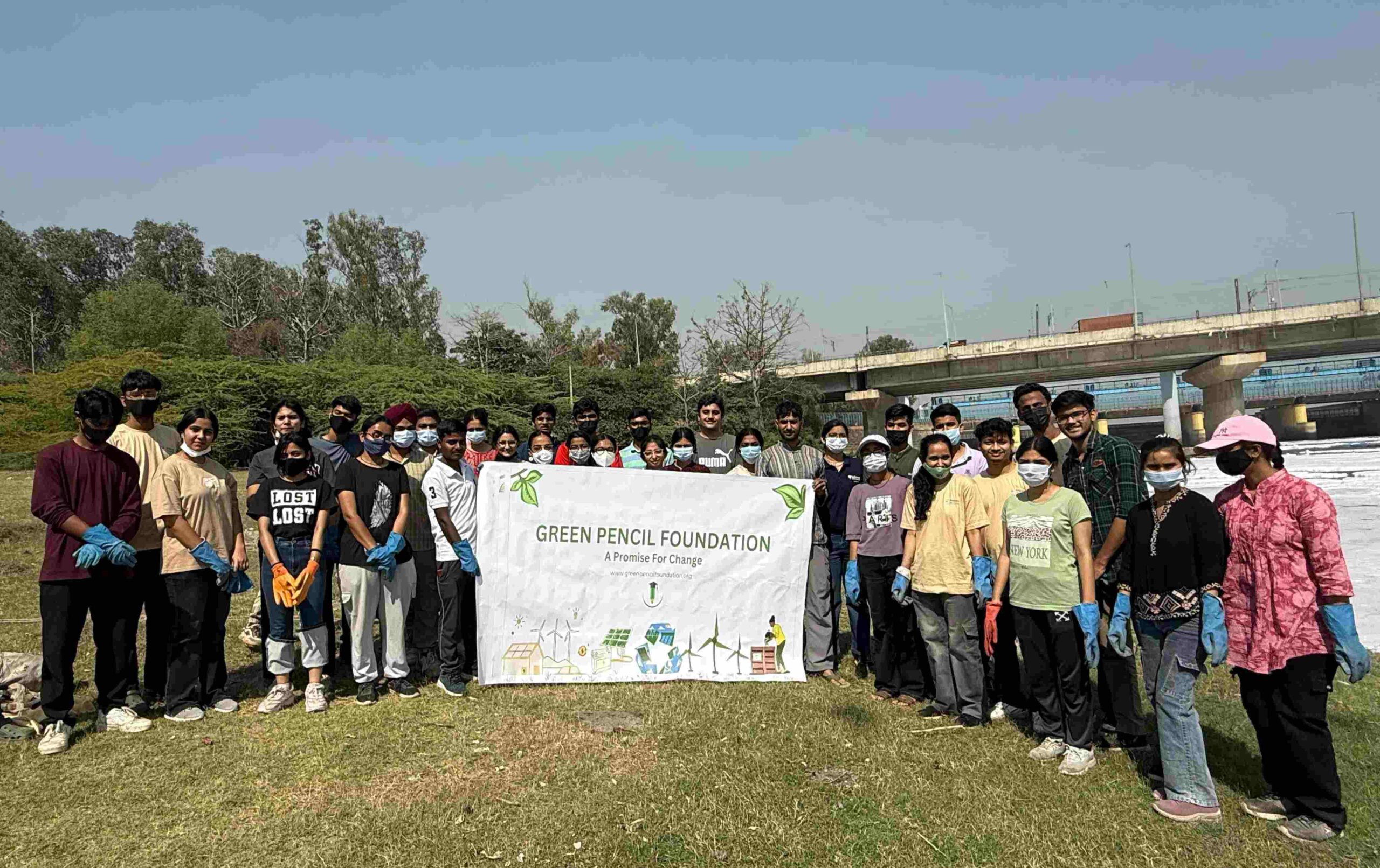 Organizes Mega Yamuna Clean-up Drive - Green Pencil Foundation